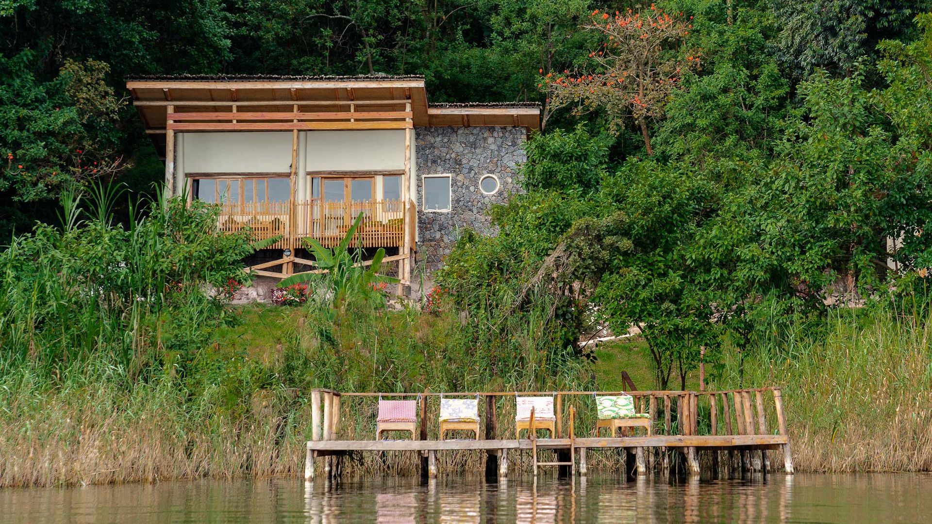 Mutanda Lake Resort - Luxe cottage » Matoke